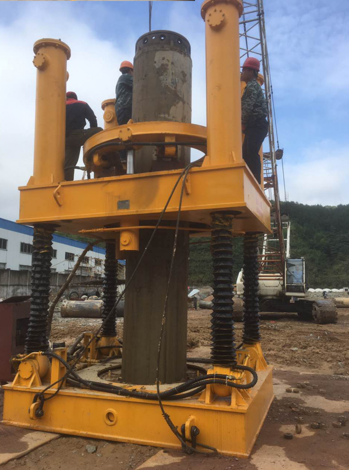 Remote Control 1000mm Dia Hydraulic Casing Extractor For Piling